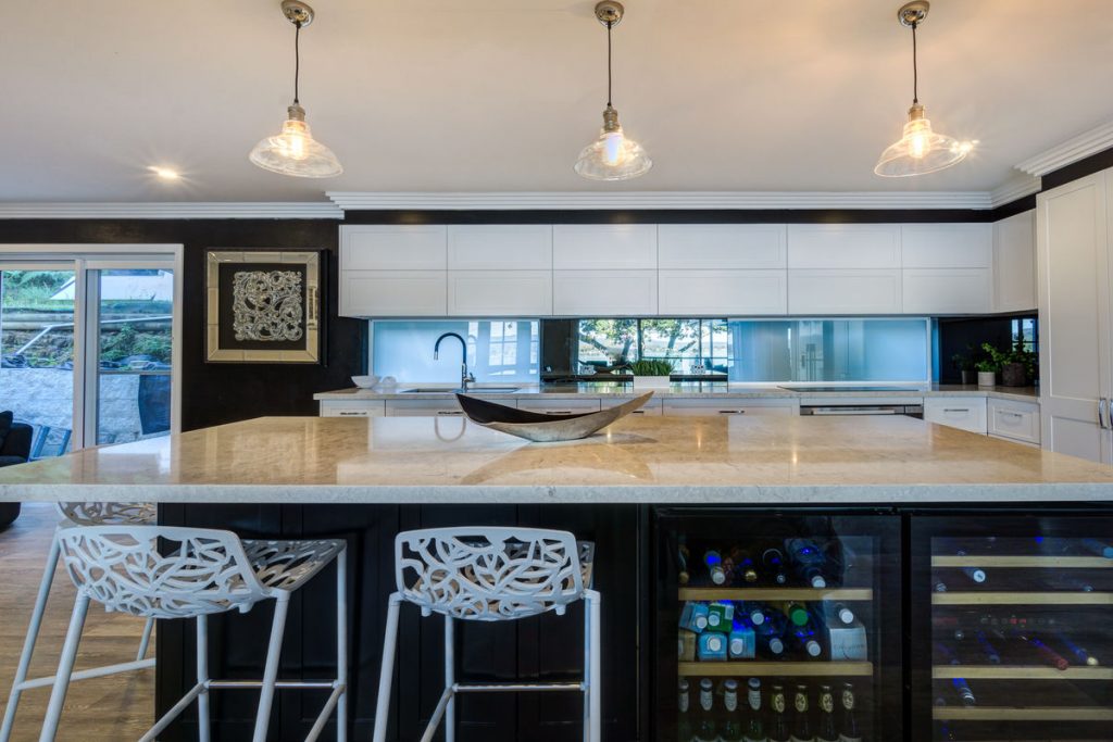 N A V Y N O I R by Vogue Kitchens - Vogue Kitchens